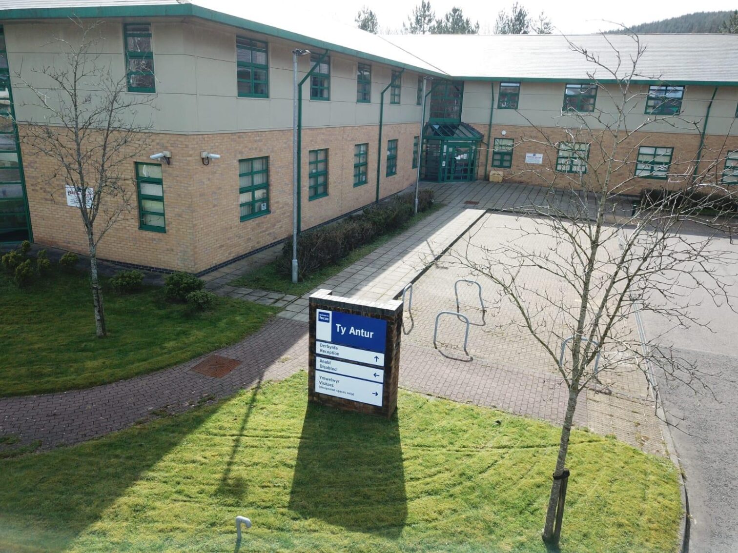 Business Space - Business In Focus